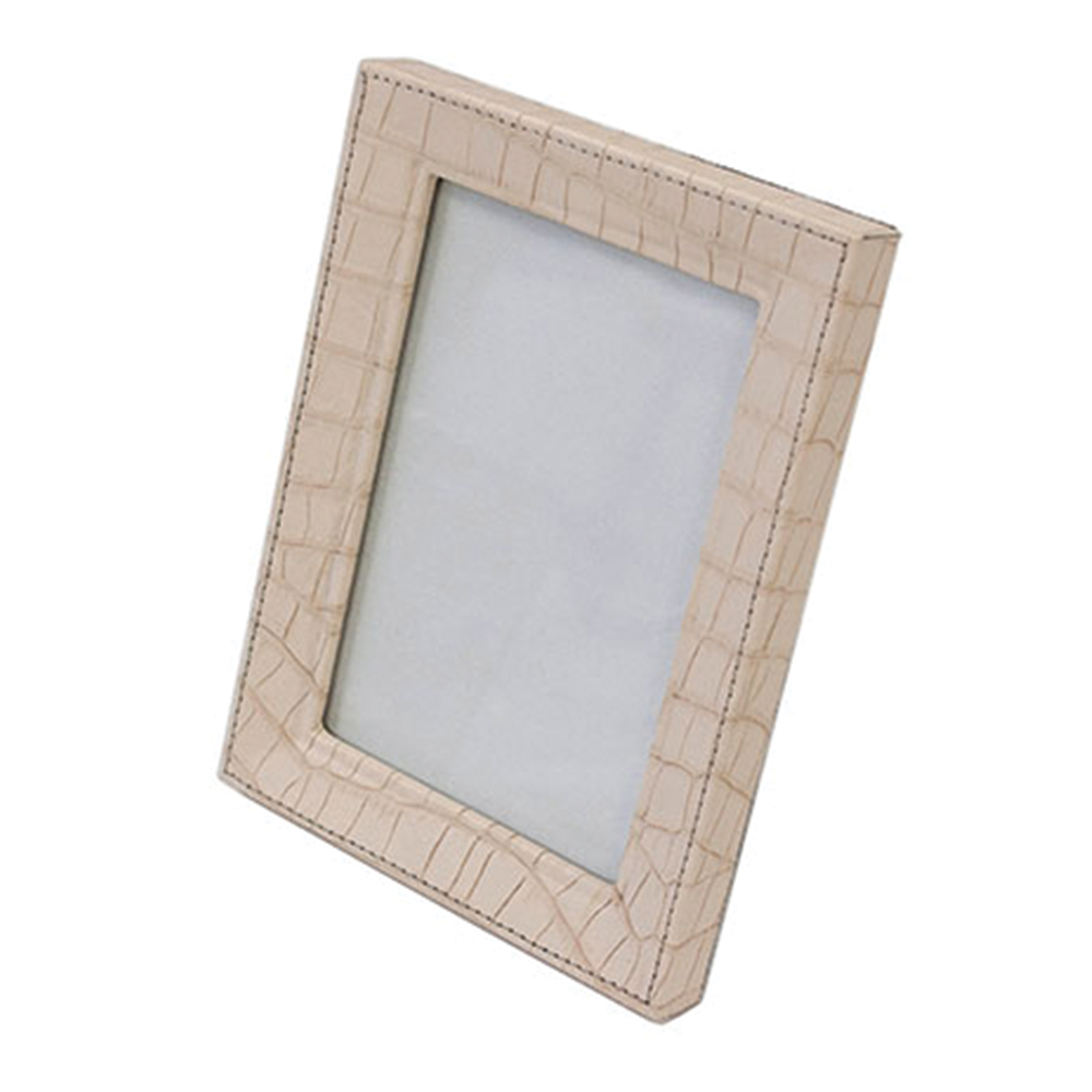 Maxim World | Decorative Items